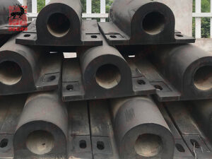 Delivery of 280H GD Fenders and SA-A type fenders - Nanjing Deers ...