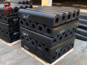 How many types of D type rubber fenders are there? - Nanjing Deers ...