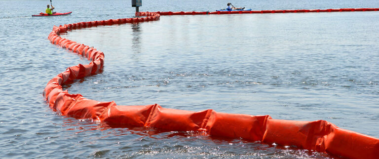 oil boom installation -3
